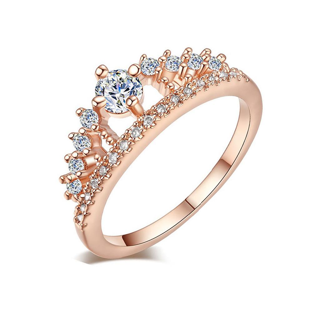 Women Princess Queen Engagement Rings with Clear Crystal Rings ...
